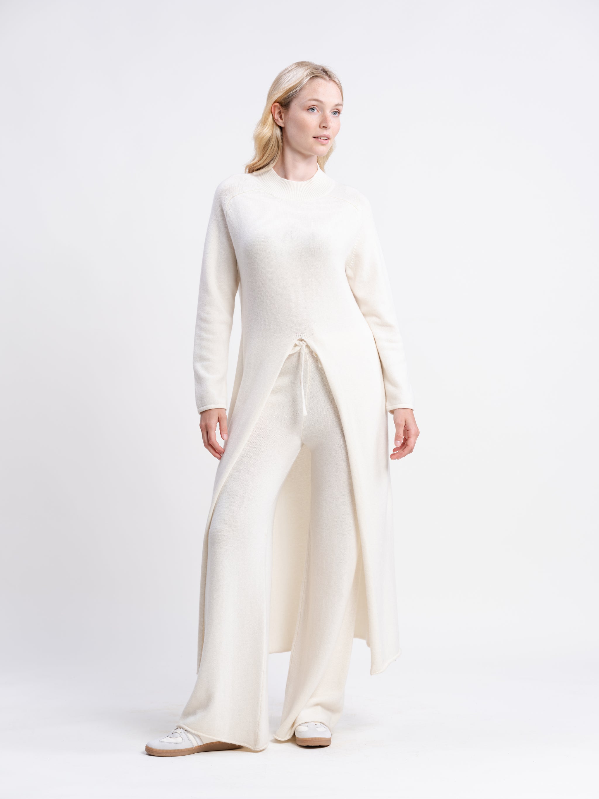Kate Barton Women's Long Knitted Jumper | Graphite | Ivory | Seafoam ...